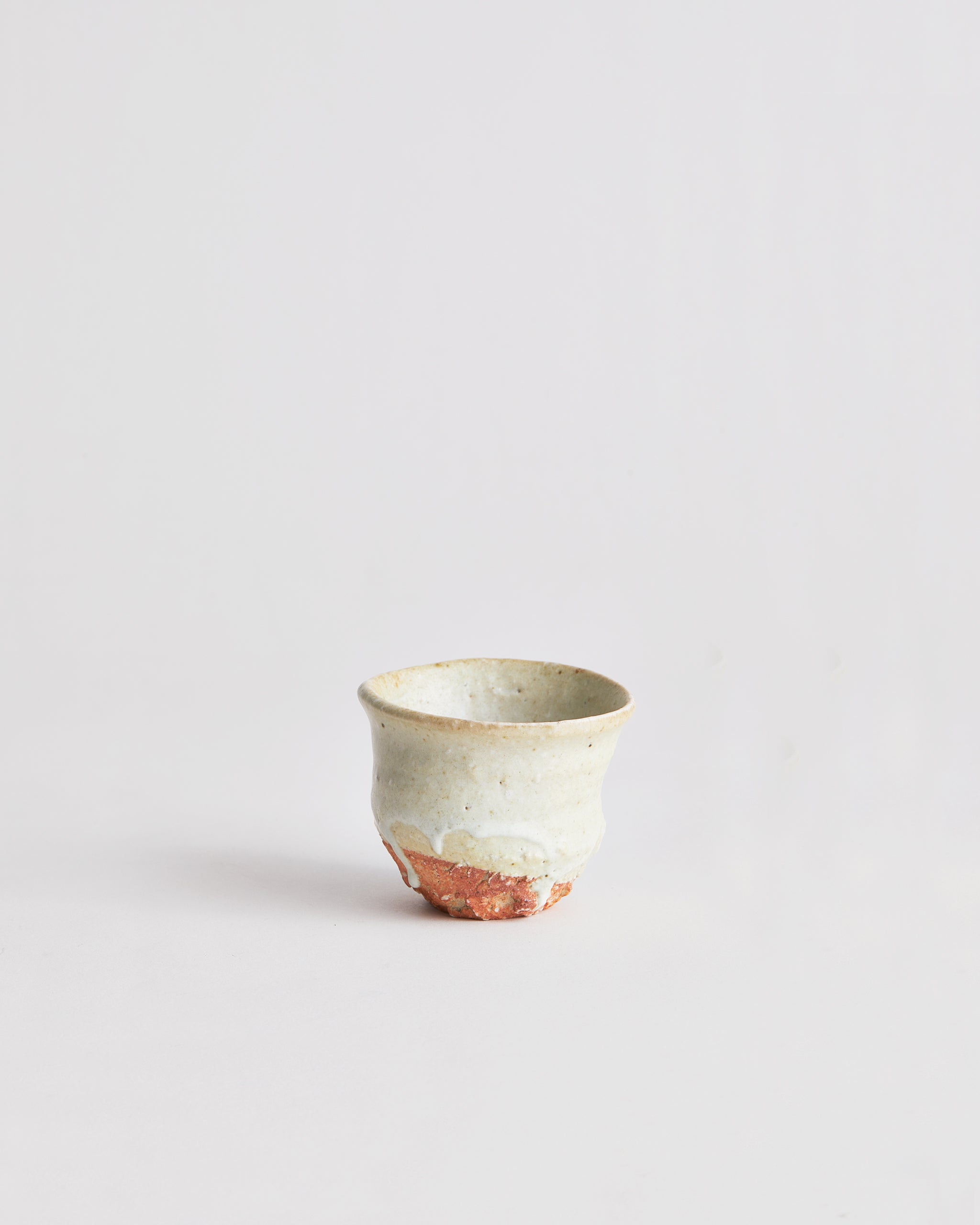 Anagama No.38 - White Sake Cup - Wide (OUT OF STOCK) – Nalata Nalata