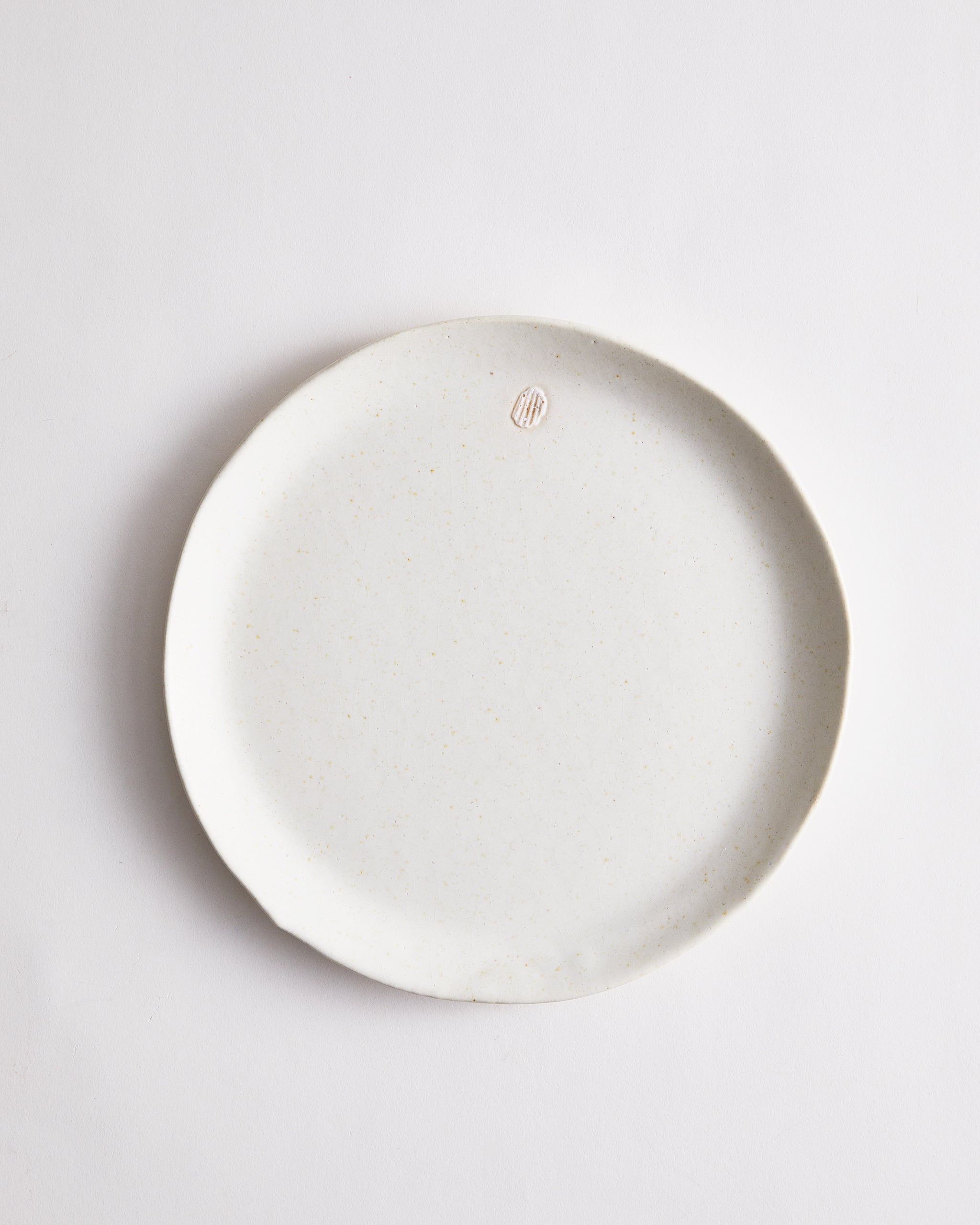 White Shell Plate – Nalata Nalata