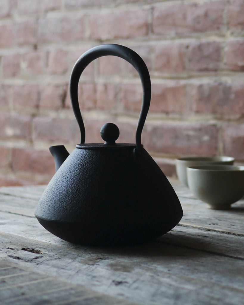 Iron Kettle – Nalata Nalata