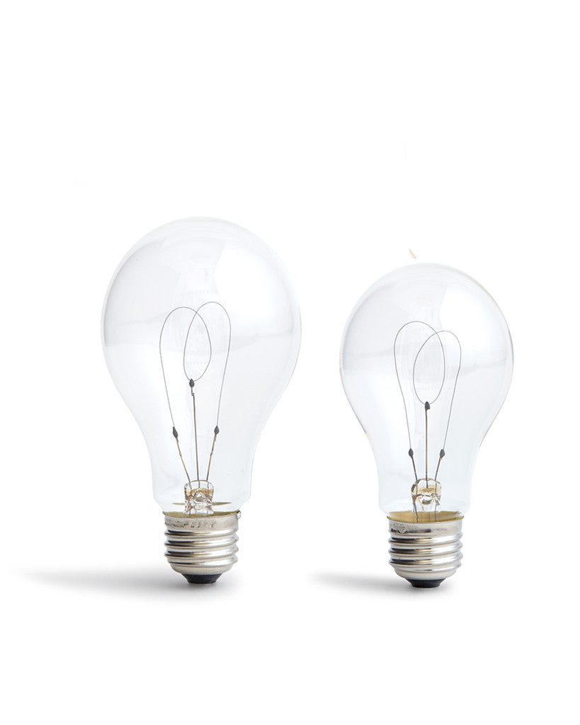 Light bulb filament store